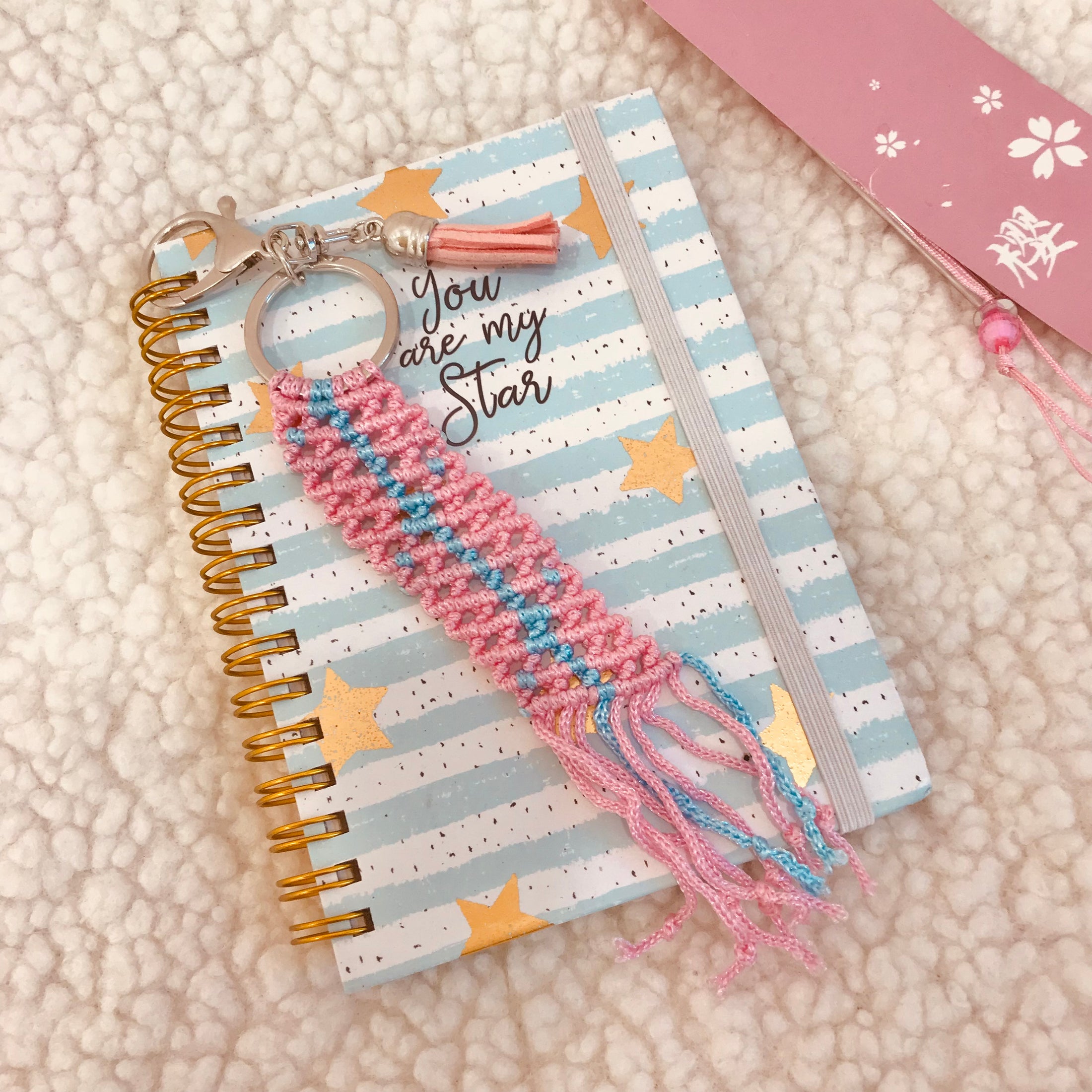 Cute Kawaii Mermaid Pink And Blue Macrame Keychain – My Mini Fan